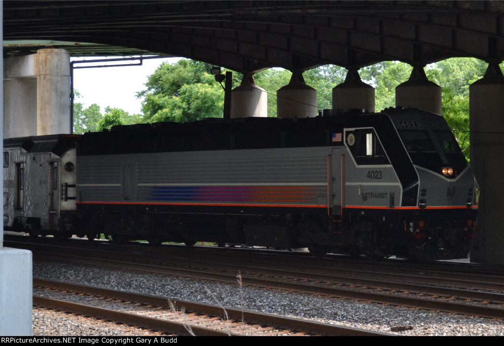 NEW JERSEY TRANSIT PL42-AC 4023